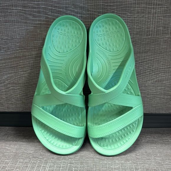 NUUSOL | Shoes | Womens Nuusol Hailey Slide Sandals Green Size 6 | Poshmark